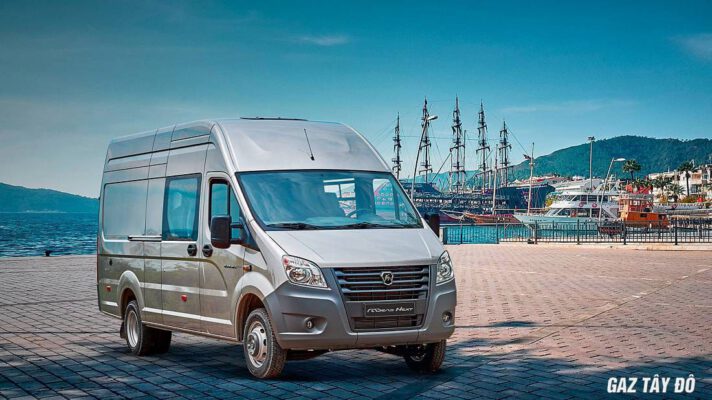 So sánh xe Gaz van Sobol NN 6 chỗ với xe van Gaz 6 chỗ